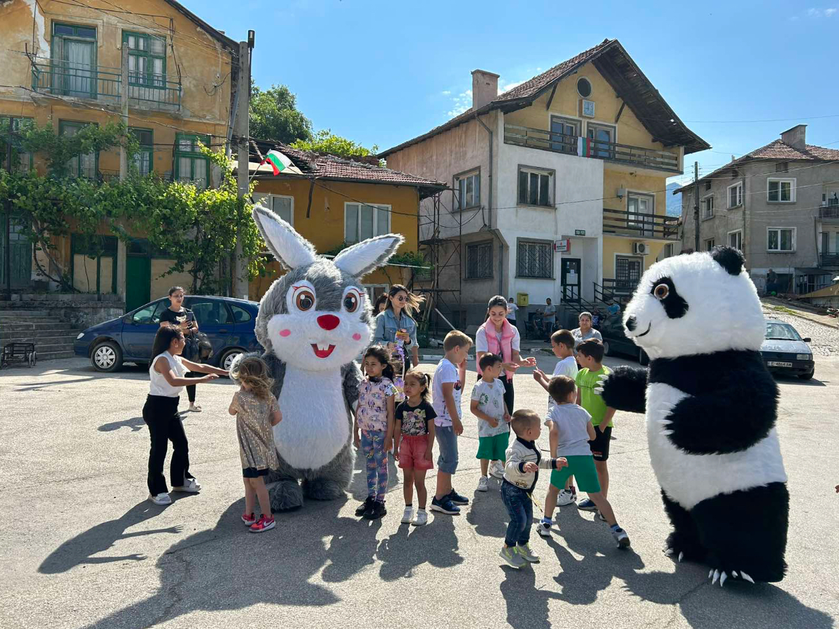 Празник за децата в Брежани | Simitli.Info